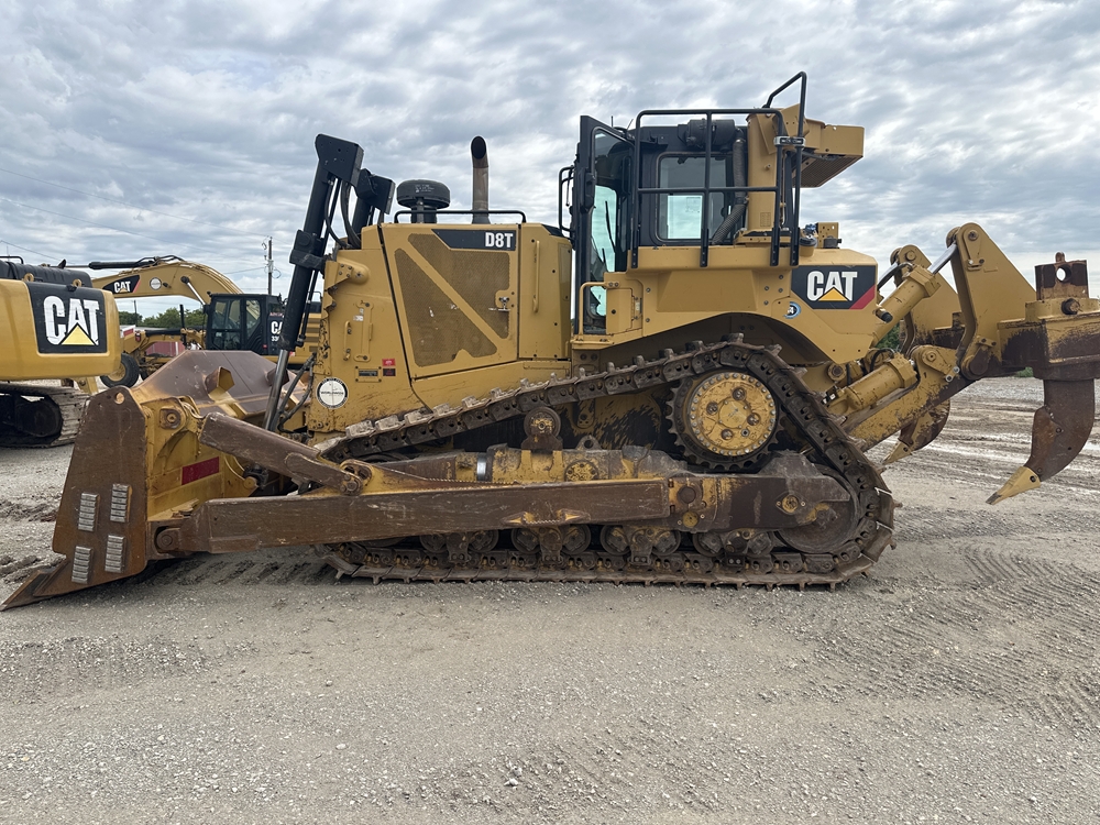Dozers for sale. 2016 Caterpillar D8T Dozers